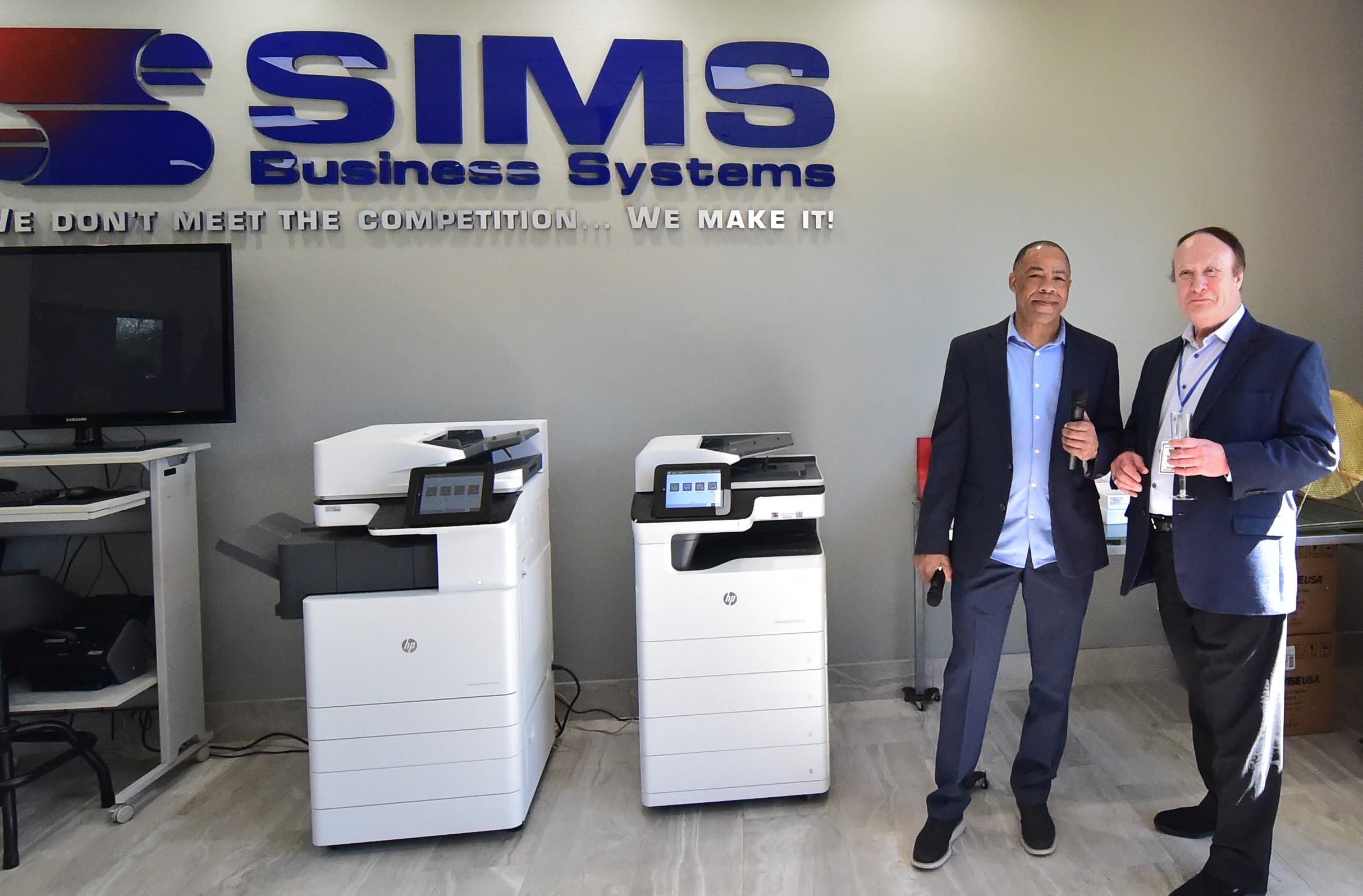 00D_5933 | GETSIMS.COM